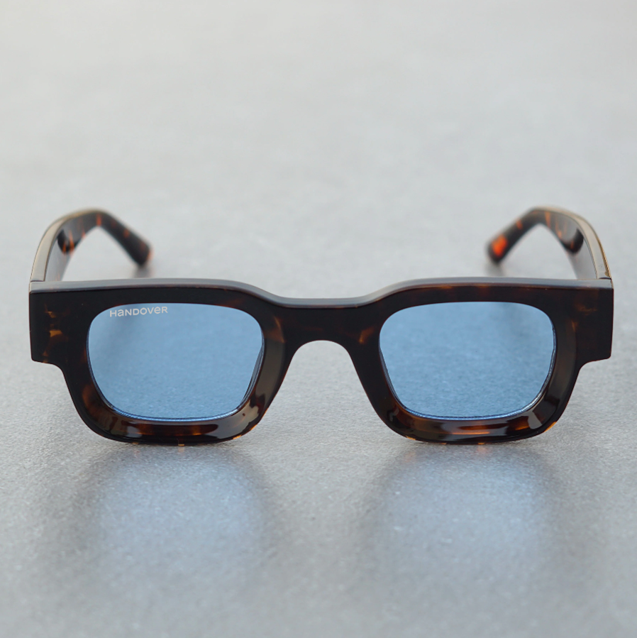 HILLS TORTOISE BLUE – Handover